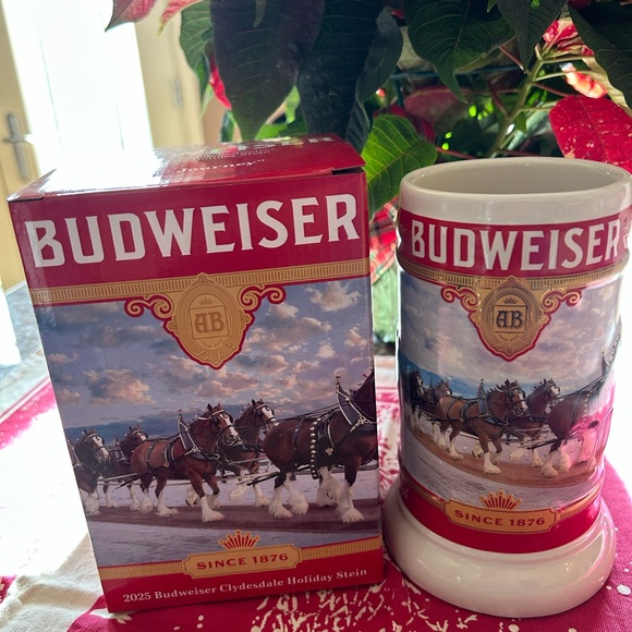 Budweiser | Holiday | Budweiser Red Clydesdale Holiday Stein Box | Poshmark